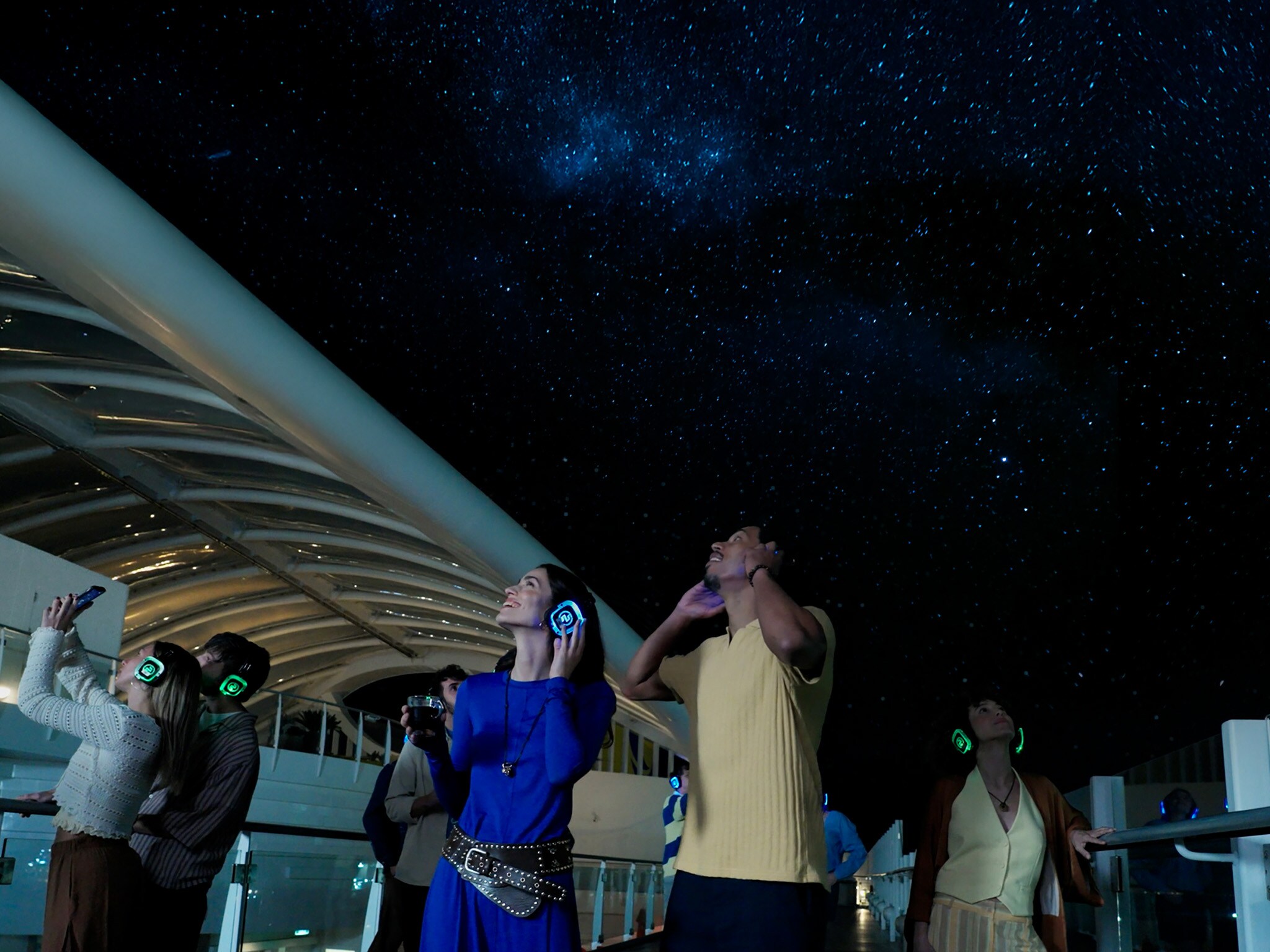 Kreuzfahrten Alborán-Meer 'darkest spot': Reiserouten und Angebote ...